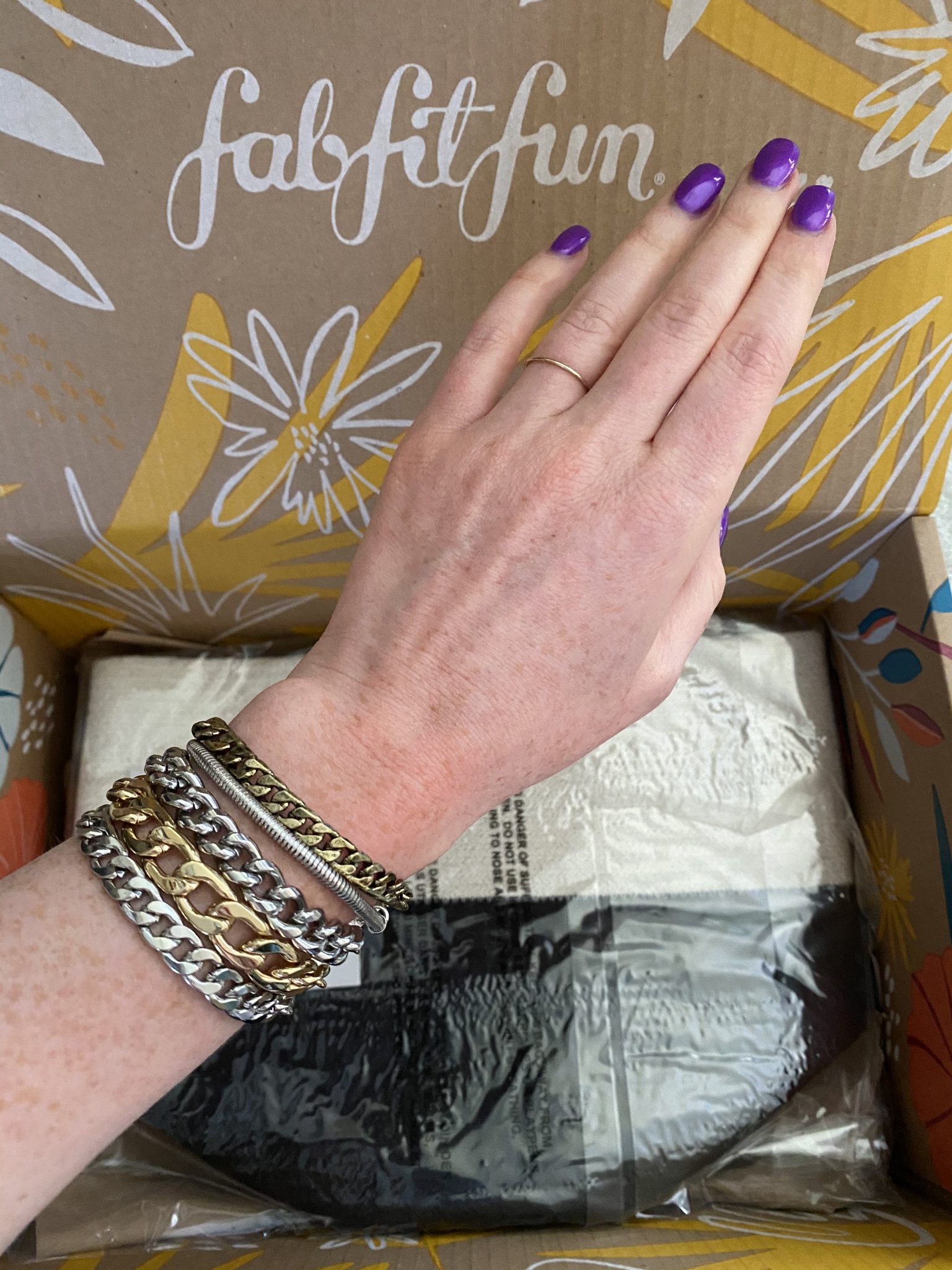 FabFitFun Fall 2020 Box Review – Blue Collar Red Lipstick
